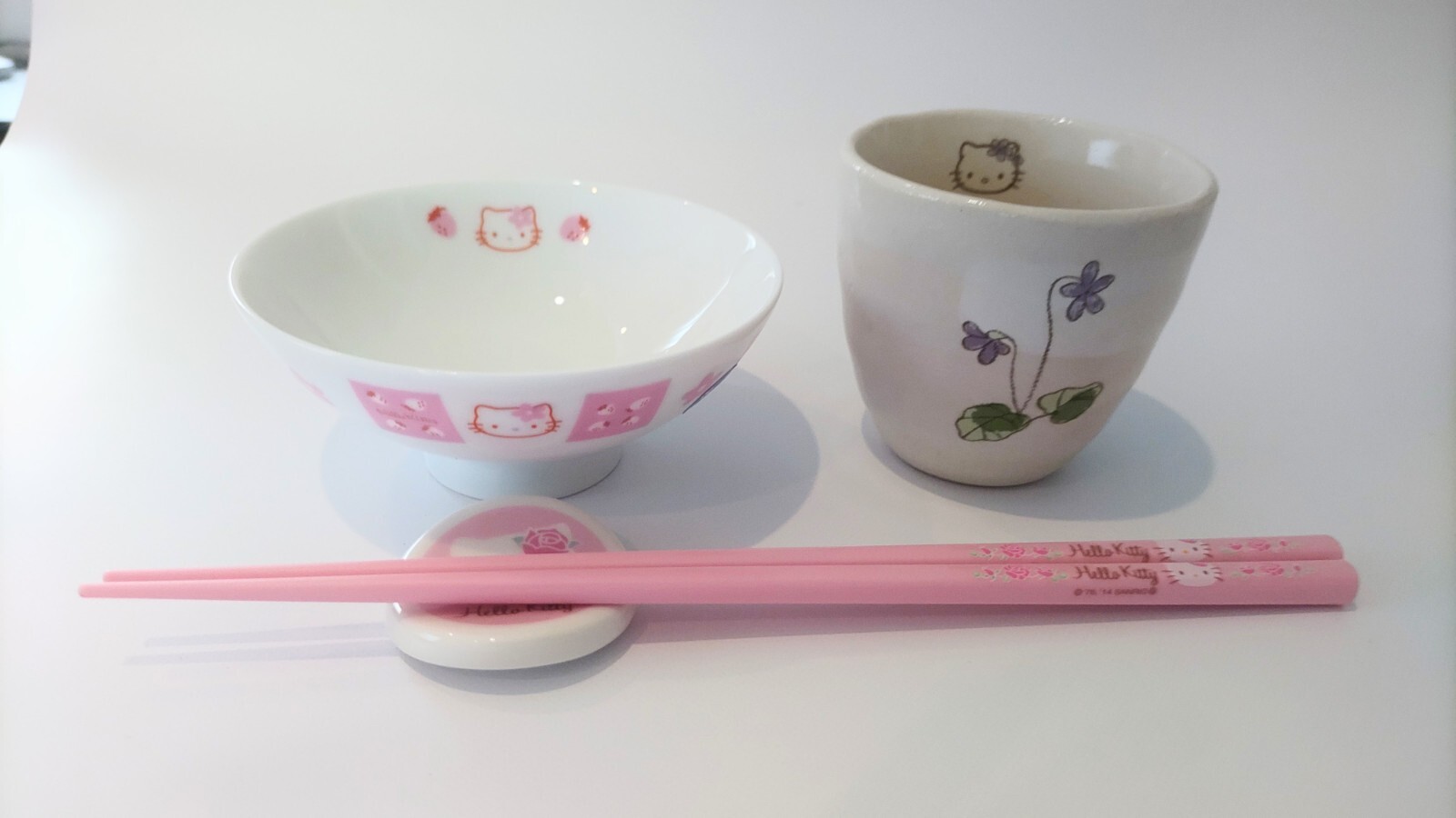 Sanrio Hello Kitty Chawan Hashi Yunomi Set of 2 Free Shipping | eBay