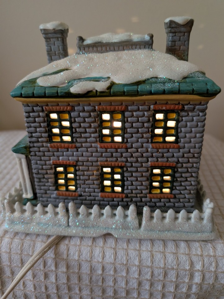 It's A Wonderful Life Illuminated Village, MARY HATCH'S HOUSE, Enesco ...