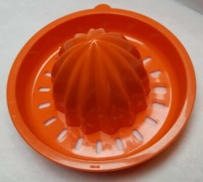 Tupperware #409-12 Orange Fruit Juicer HAND PRESS - Hand Juice Squeezer ...