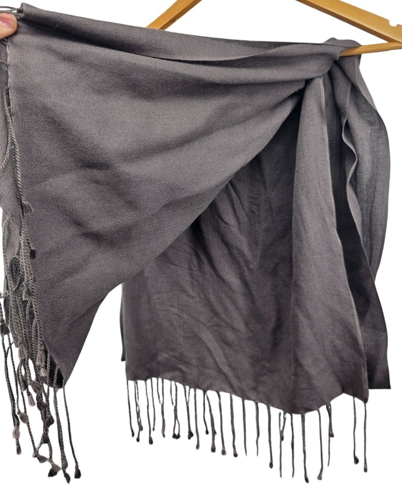 Quince Featherweight Cashmere Silk Fringe Scarf Grey NWT | eBay