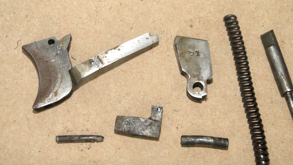 Eibar Type Ruby, TRIGGER, HAMMER, STRUT, MAG CATCH, FABRIQUE D'ARMES ...