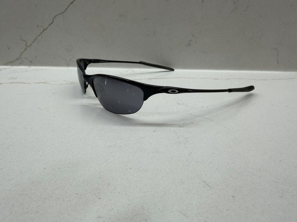 Oakley Wrap Style Sunglasses Black Plastic Frame Gray Lenses | eBay