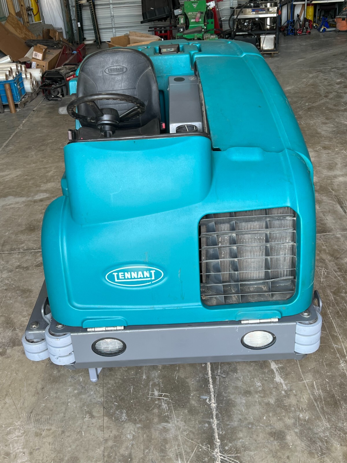 Tennant T20 Gas Powered Ride On Scrubber/Sweeper | eBay