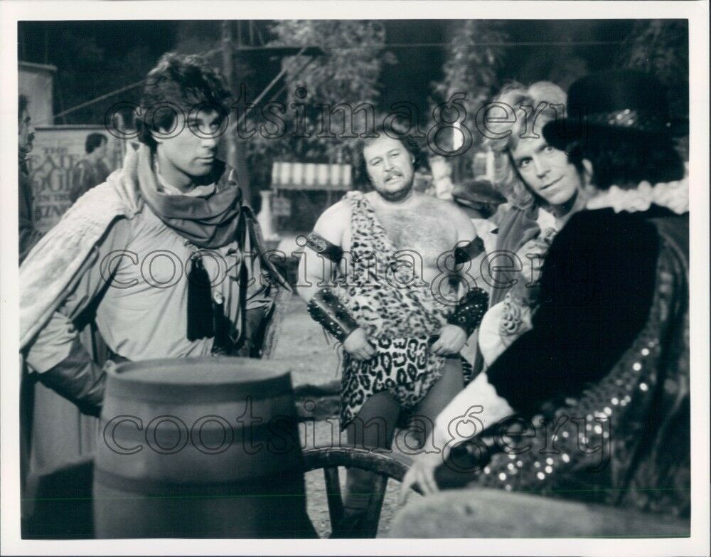 1983 Jeff Conaway Jay Kerr P Wright J Maren Wizards & Warriors TV Press Photo | eBay