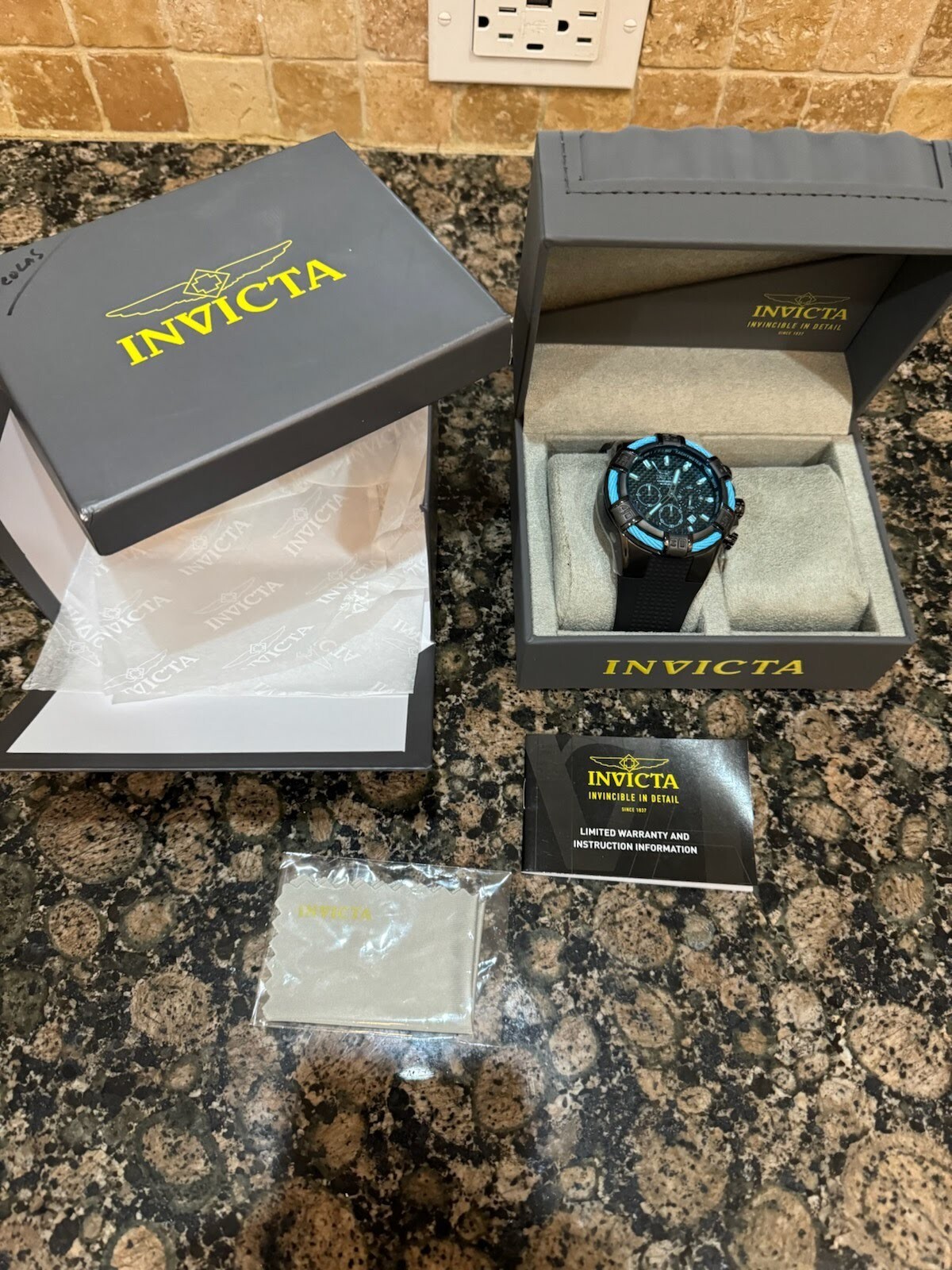 Watch INVICTA Invicta Blue New with Case Bolt Men | eBay
