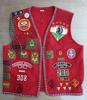 Vintage Boy Scouts Red Vest 1950's Beadwork, Eagle Scouts, Patches ...