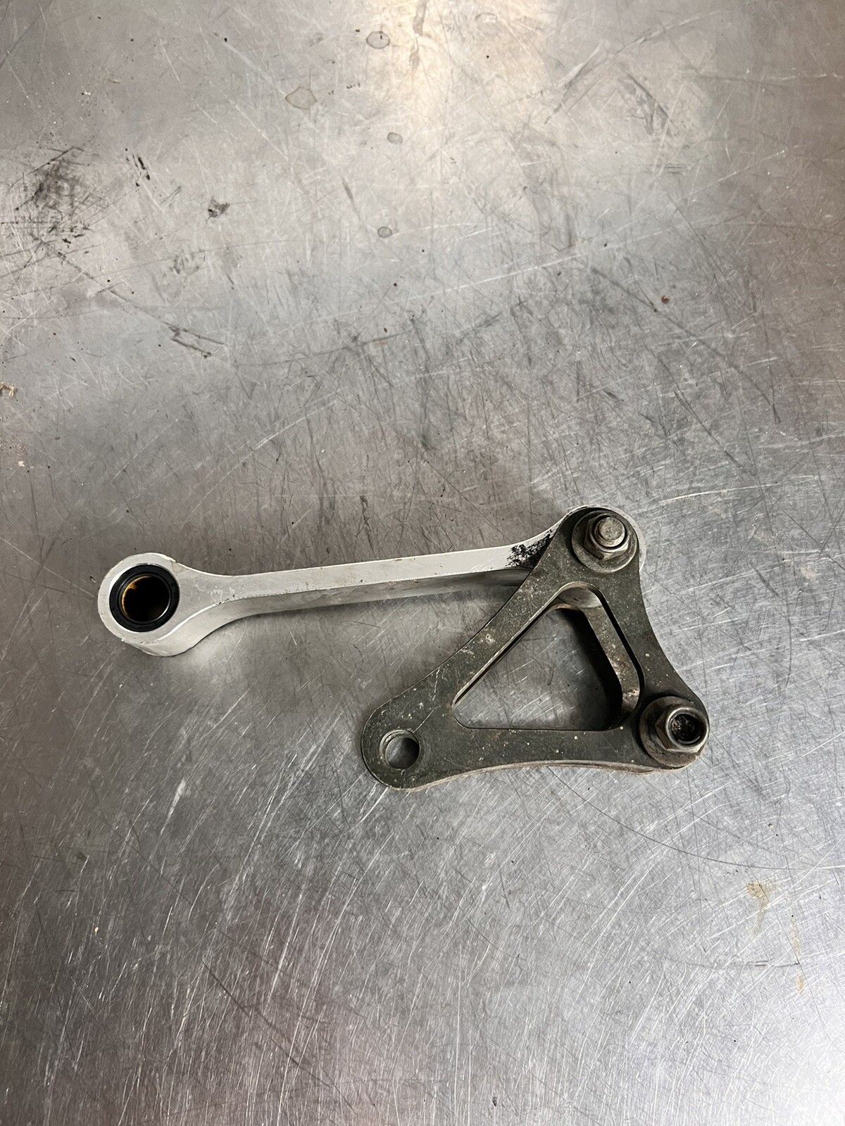 Yamaha R1 R 1 1000 Suspension Link Linkage Mount Mounts Part OEM ...