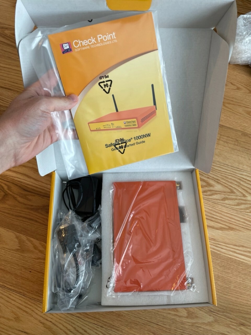 *NEW* CHECKPOINT SBXNW-100-1 - Safe Office 1000NW Internet Security ...