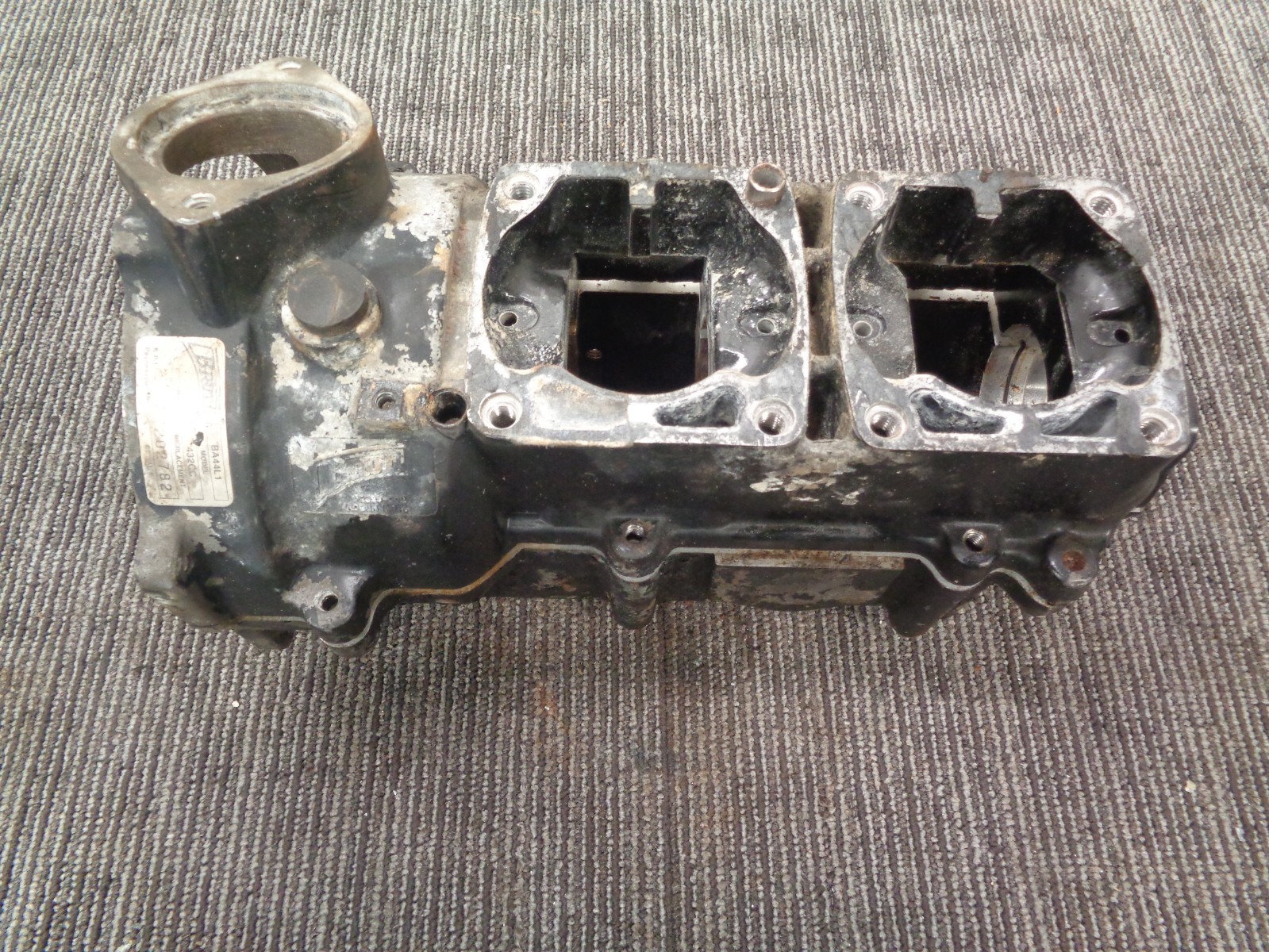 92 1992 WetJet Wet Jet 432 Jetski Jet Ski PWC Engine Crankcase Crank ...