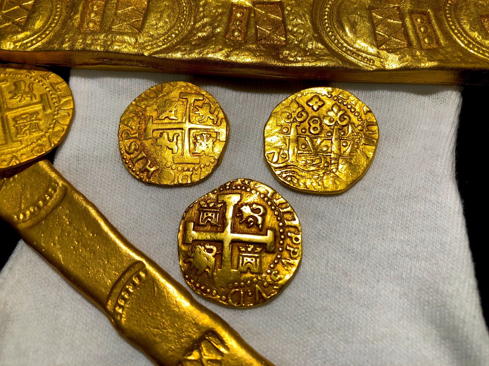 JUPITER w/ COA WRECK STAR LIMA PERU 1659 NGC 25 8 Reales PIRATE SILVER ...