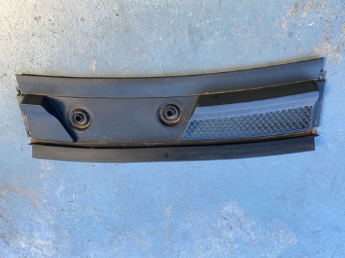 A2468301000 Mercedes W246 W176 A B Class windscreen wiper motor cover ...