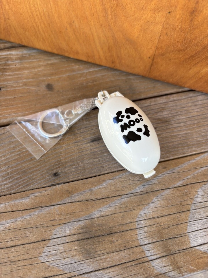 Vintage 1993 Takara Moo Pocket Critters Moving Keychain Cows, Egg ...