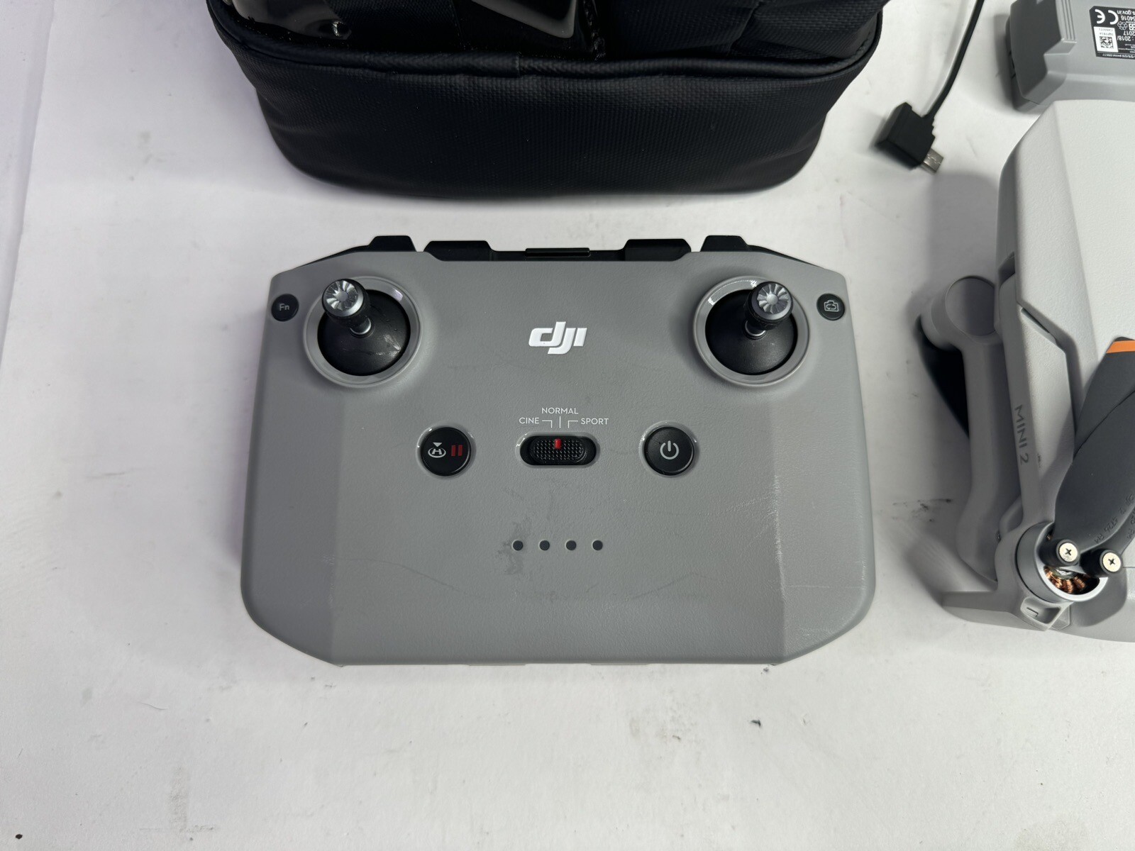DJI Mini 2 4K Quadcopter with Remote Controller And 2 Batteries ...