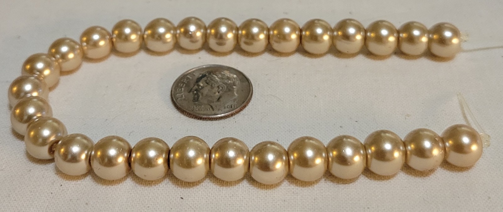 L134 8mm pearlized glass round beads. will combine to save on shipping ...