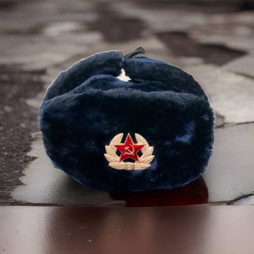 Russian Ushanka Military Faux Fur Trapper Hat & USSR Soviet Army Badge ...