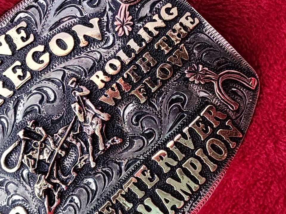 RODEO TEAM ROPING CHAMPION TROPHY BUCKLE☆PRO☆EUGENE OREGON☆2002☆RARE ...