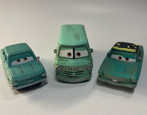 Disney Pixar Cars Set Of 3 Dusty - Rusty & Petrov Rust-Eze 1:55 Diecast ...