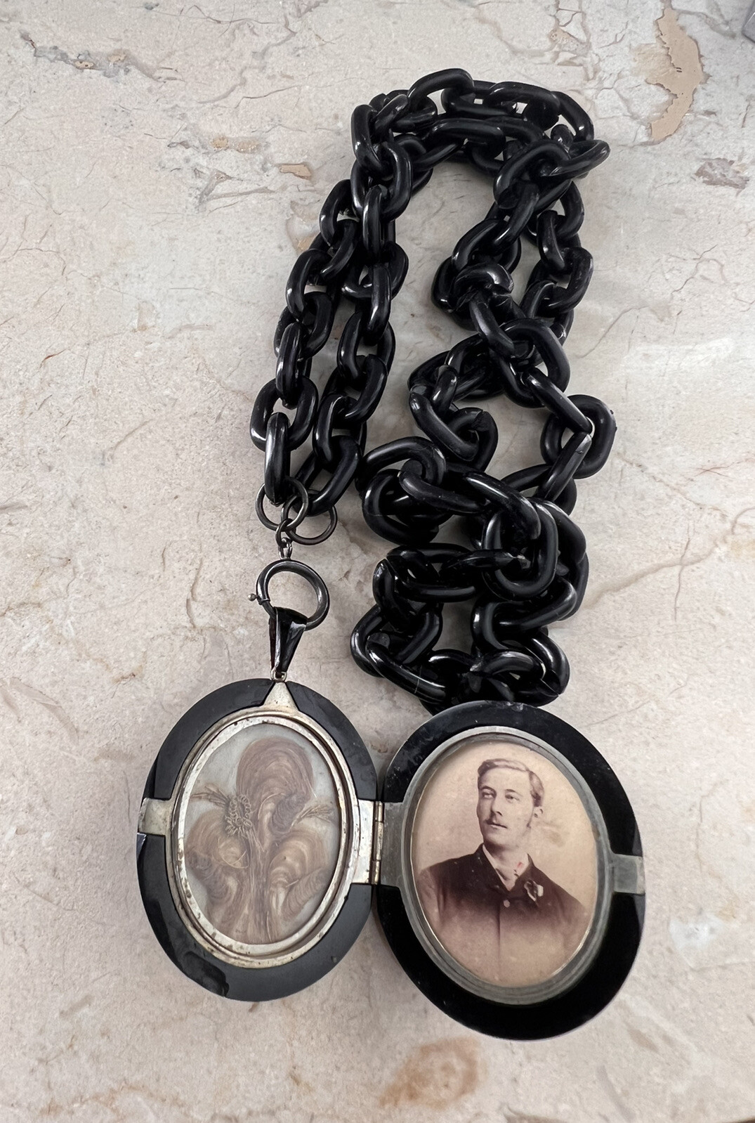 Victorian Whitby Jet Mourning Locket Photo Hair & Black Link Chain ...