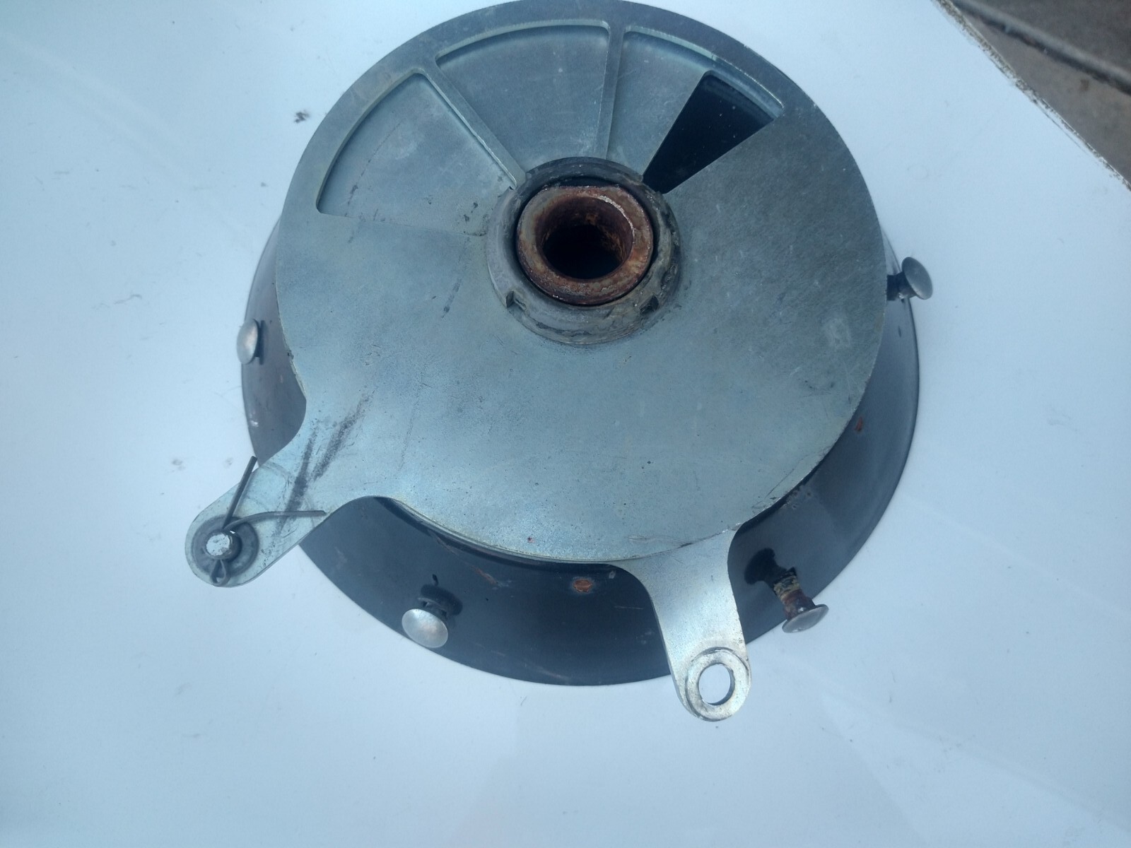 Frontier SS3067B Spreader Hopper Bottom Pan Shutter Flow Control | eBay