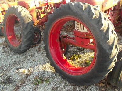Kelly Springfield 12.4 x 38" Kant Slip tractor tread 35% tires Oliver ...