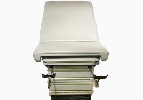 Midmark 404 Exam Table | eBay