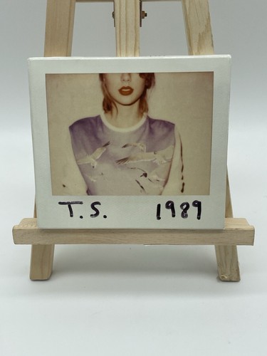 Taylor Swift 1989 Collector's Edition CD Case + 13 Polaroid Photos (NO ...