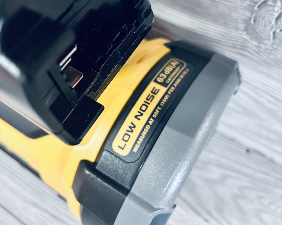 DeWalt DCBL777B 60V MAX Brushless Cordless High Power Blower (TOOL ONLY ...