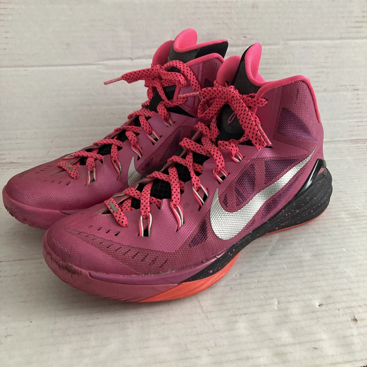 Hyperdunk 2022 Pink Fire