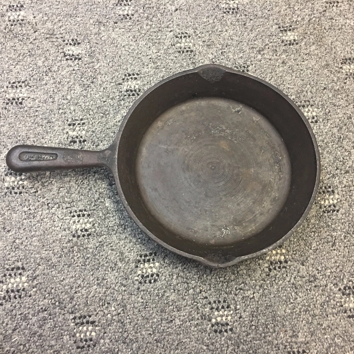 Antique Cast Iron Skillet Markings, Identification, Value, 44% OFF