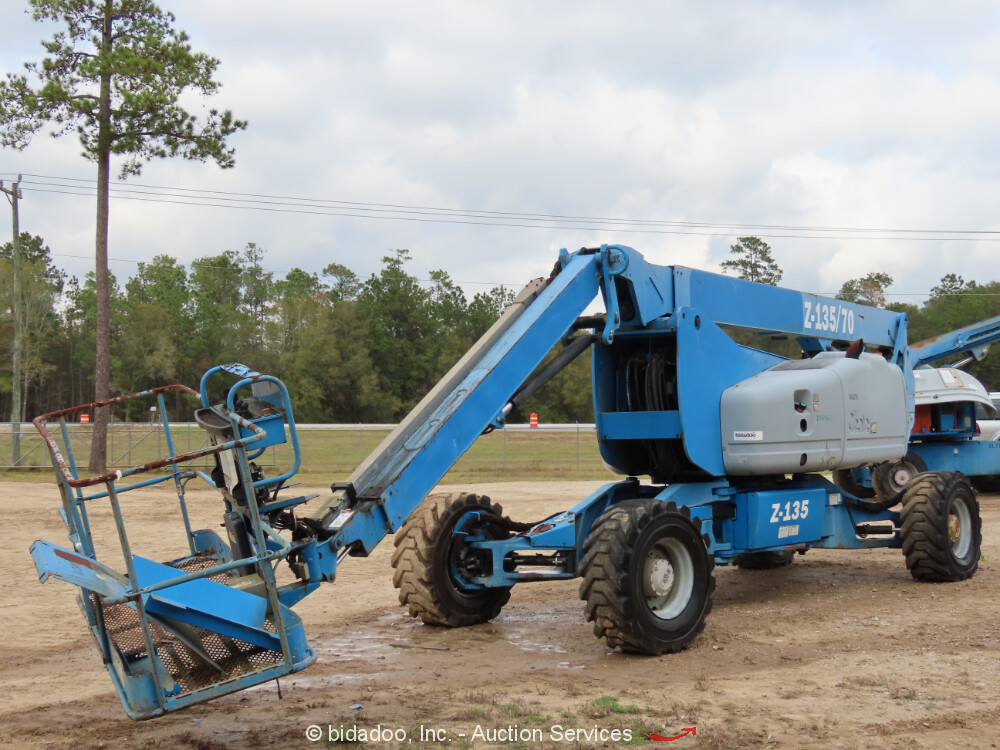 2008 Genie Z135/70 135' 4WD Diesel Articulating Boom Lift Man- Parts ...