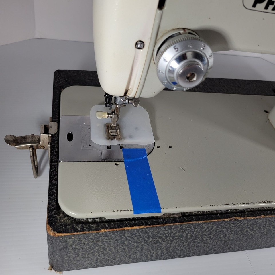Vintage PFAFF 262 Sewing Machine Made in Germany W Case Heavy Duty NO ...