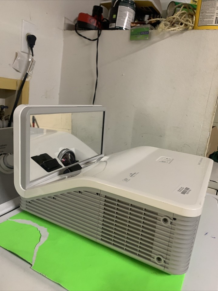 SMART LightRaise 60wi2 DLP Projector WXGA Ultra Short Throw (UST) LAN ...