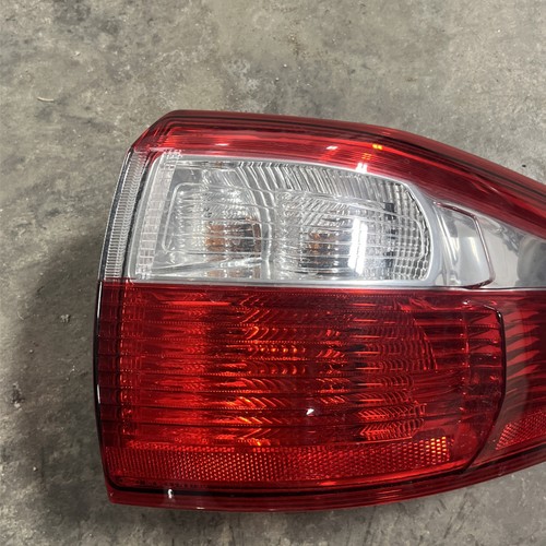 2013-2016 Ford C-Max C Max Tail Light Right (passenger Side) COMPLETE ...