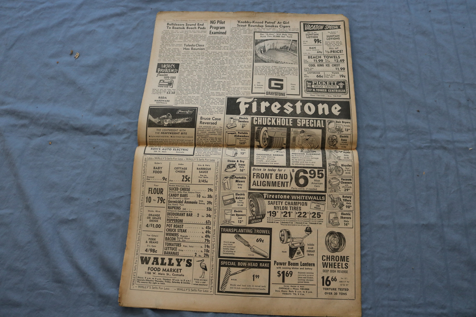 1965 JULY 22 THE DAILY CHRONICLE NEWSPAPER - U.S. EXPECTS 10-YEAR WAR ...