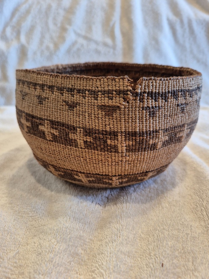 Antique Klamath-Modoc Basket | eBay