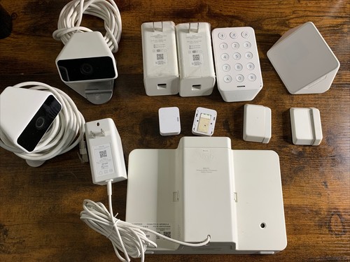 Xfinity Home Security System - Control Panel XH2-TC, Modem XB7-T, xCam ...