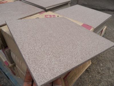 VITRIFIED MOTTLED FLOOR TILES (297MM X 297MM). BROWN MOTTLED TILE. 45SQ ...