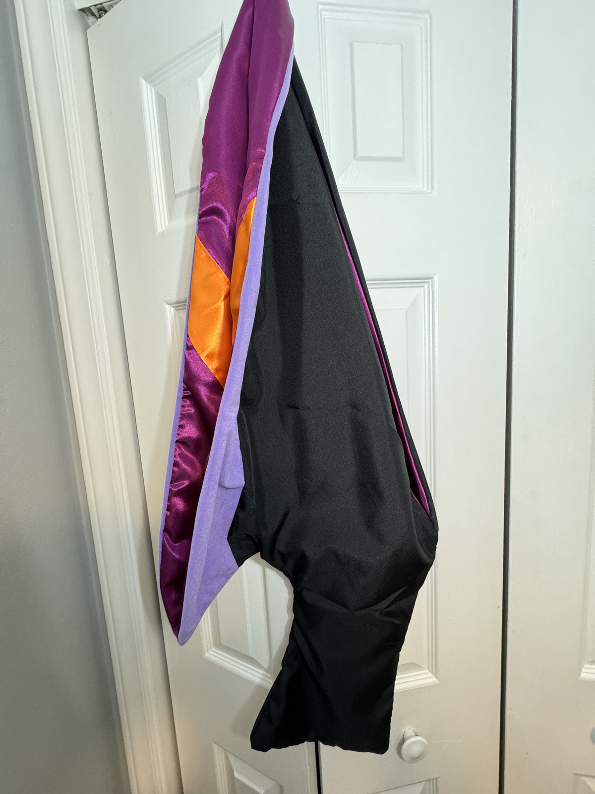 Virginia Tech Master's graduation hood for Architectu… - Gem