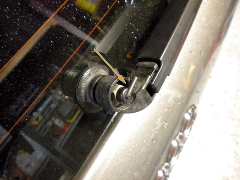 GENUINE AUDI A1 A3 S3 A4 A6 Q3 Q5 SQ5 Q7 2010-2020 REAR WIPER WASHER ...