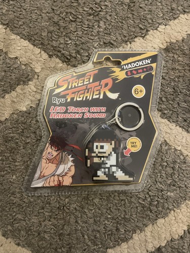 Capcom Street Fighter Ryu Keychain LED Torch W/ Hadoken Sound Brand New ...
