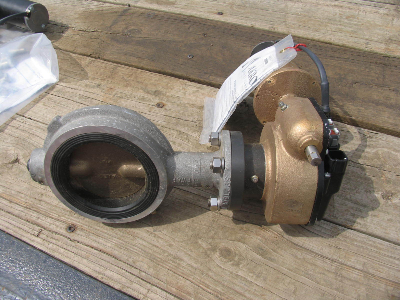 Akron Heavy Duty Swing Out Ball Valve 3" Electronic Actuator Complete ...