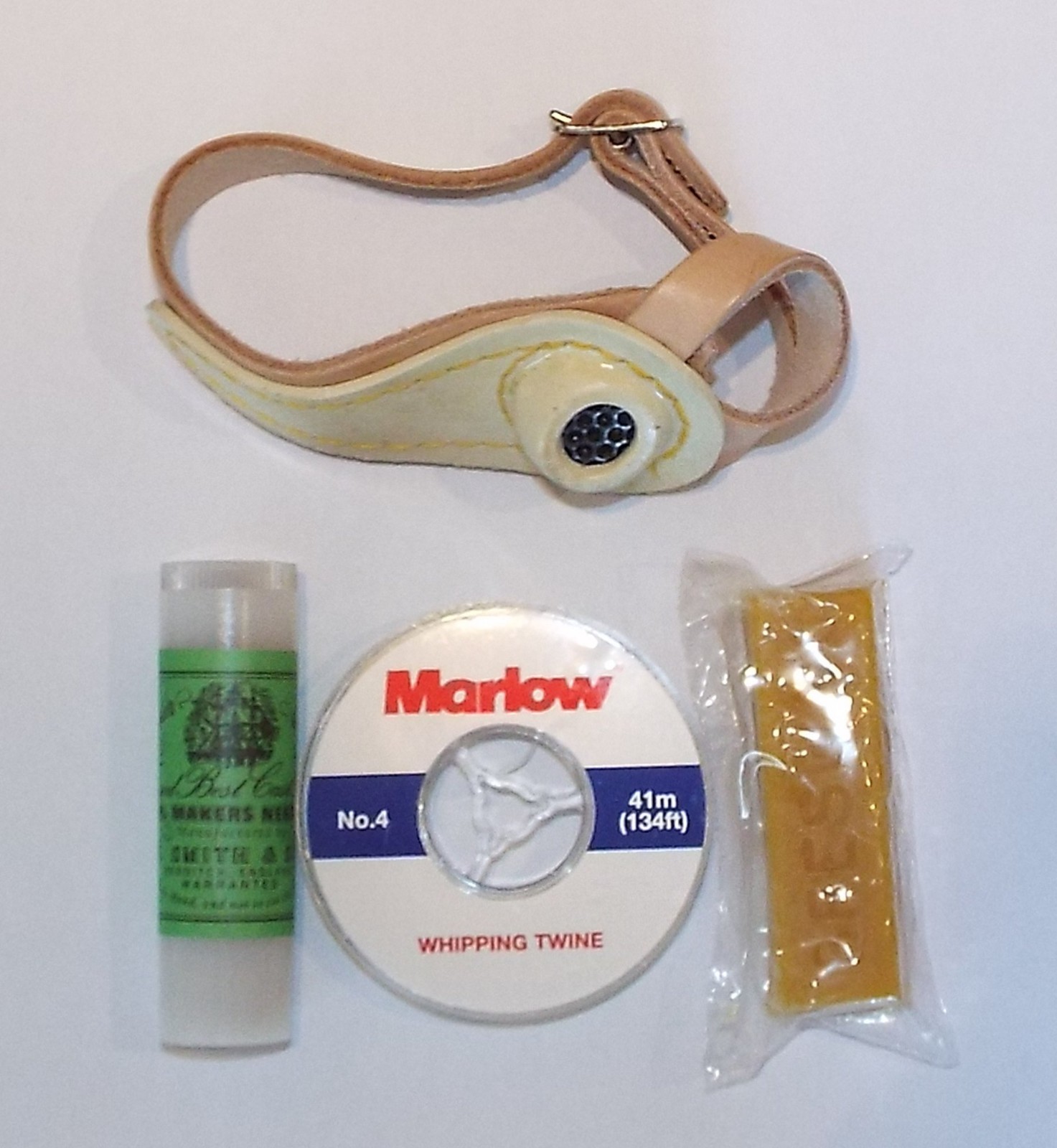 Sailmakers Repair Kit Inc10 Needles RH Palm, Wax, Whipping Twine In A ...