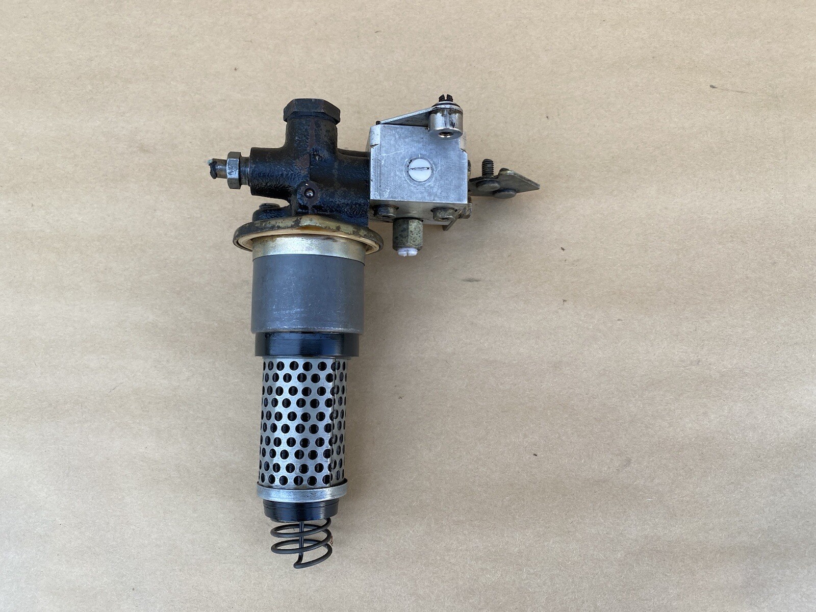 Mercedes-Benz W116 W126 450SEL 6.9 Hydro Pneumatic Suspension Pressure ...