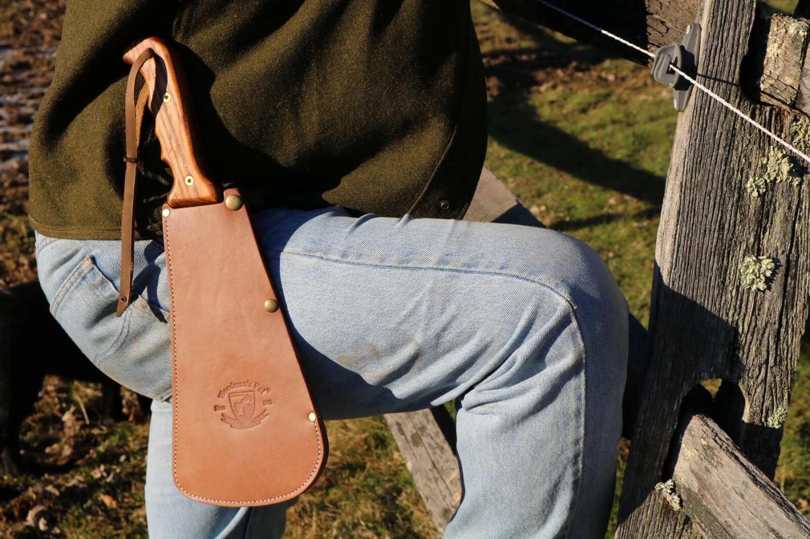 Woodman's Pal ~ 2.0 Multi Use Axe Machete with Sheath & Stone Machete ...