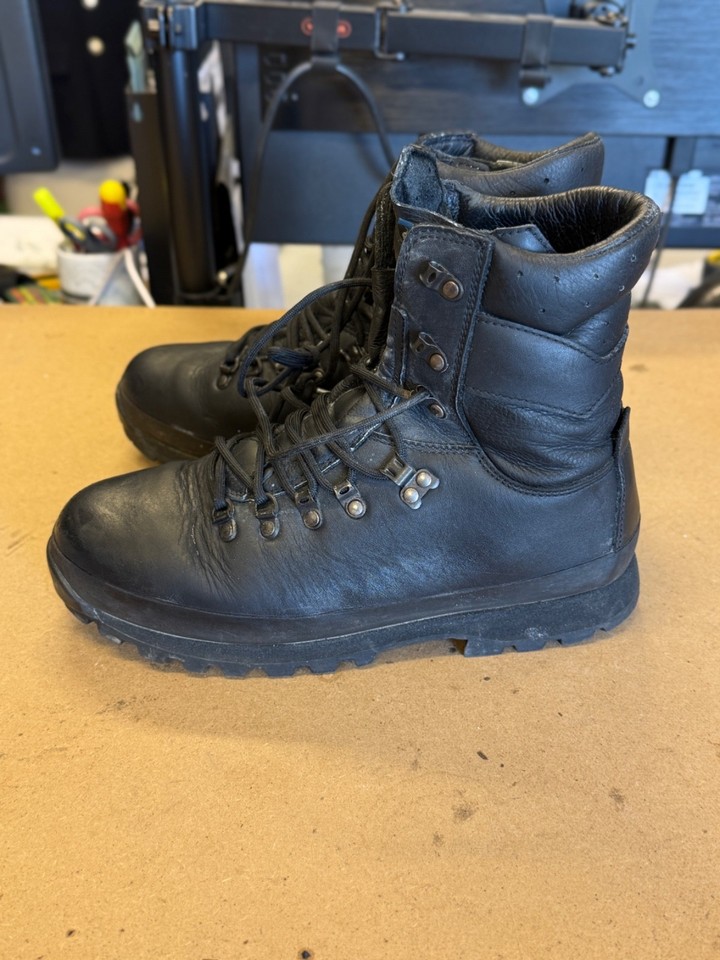 British Army Issue Altberg Black Defender Combat Boots Grade 1 9M | eBay UK