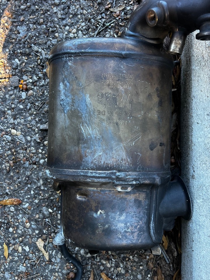 2012-2014 VW Passat TDI DPF Diesel Particulate Filter OEM 3C0131765F ...