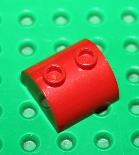 Lego Red Brick 2x2 Curved Top ref 30165/set 7731 40028 7159 8060 7744 ...