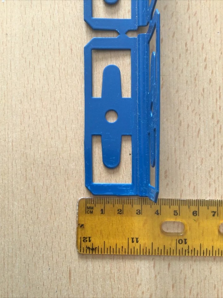 4 x Metal Joiners for BigDug Shelving. Clips Braces for Upright Racking ...