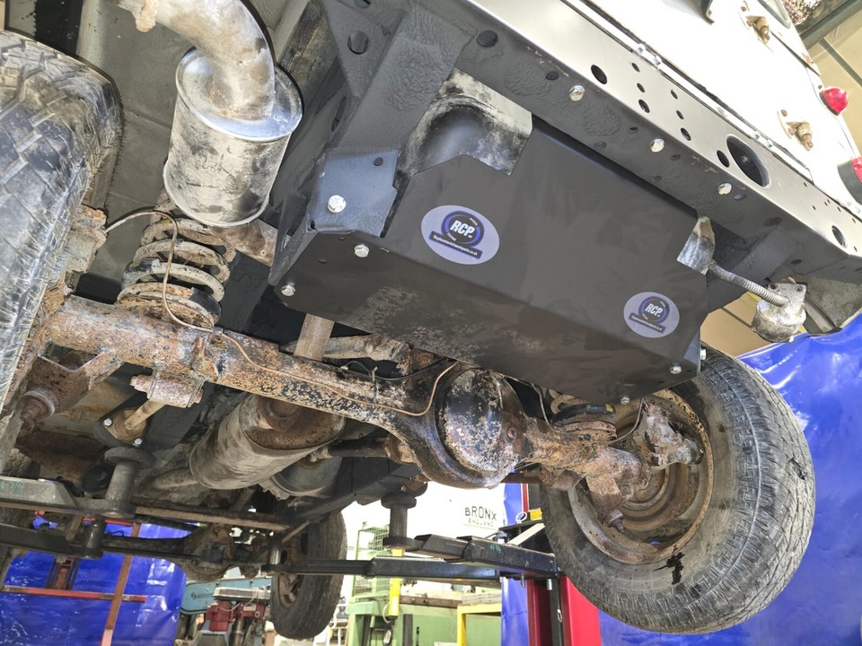 DEFENDER 90 TD5 HEAVY DUTY TANK GUARD RCP-21 | eBay UK