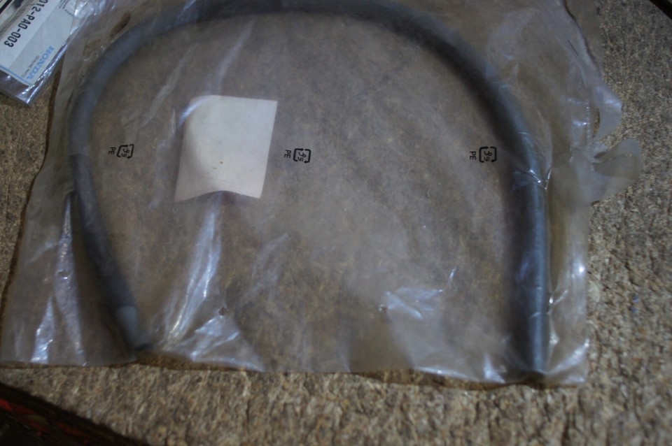 HONDA GENUINE VT1100 SHADOW SPIRIT ACE RADIATOR OVERFLOW HOSE PIPE ...